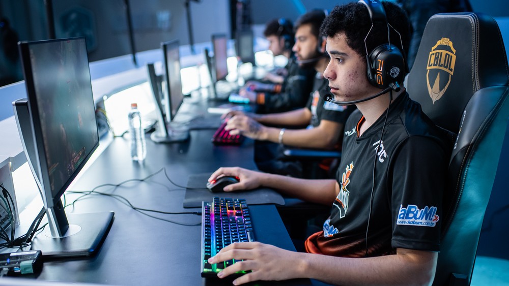 CBLoL 2020 INTZ vence KaBuM e está na final do 2º split