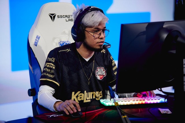 Mundial de LOL 2021: RED Canids perde para PEACE, mas avança no play-in