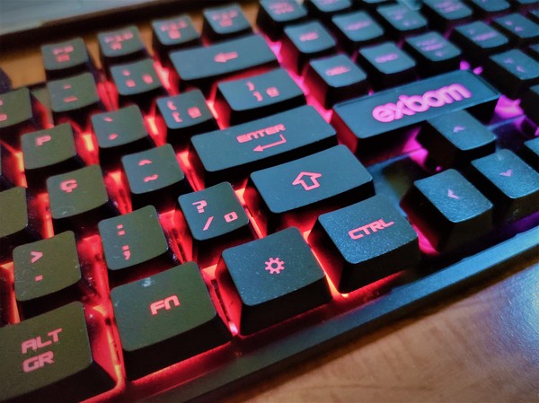 Como acender a luz do teclado