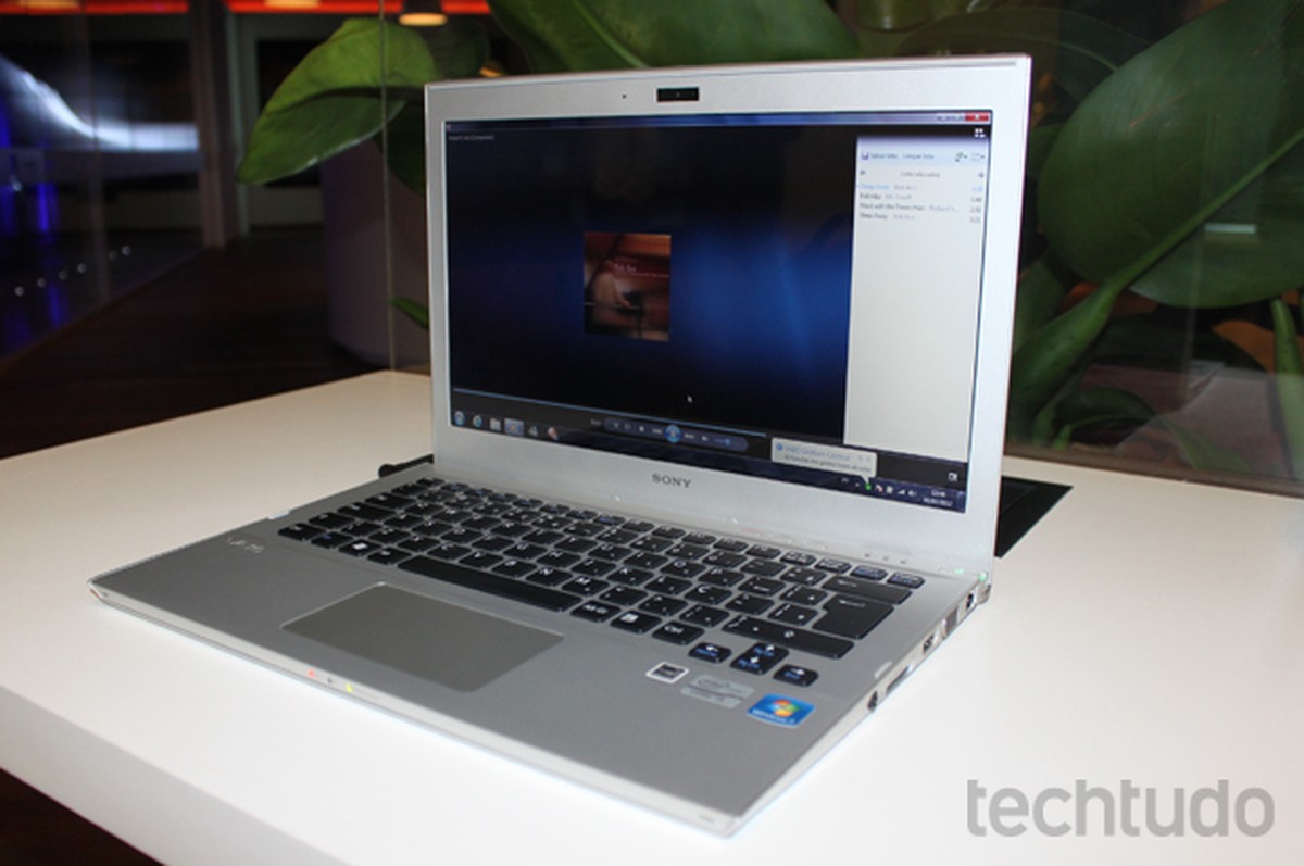 Sony apresenta ultrabook Série T por R$ 3.199