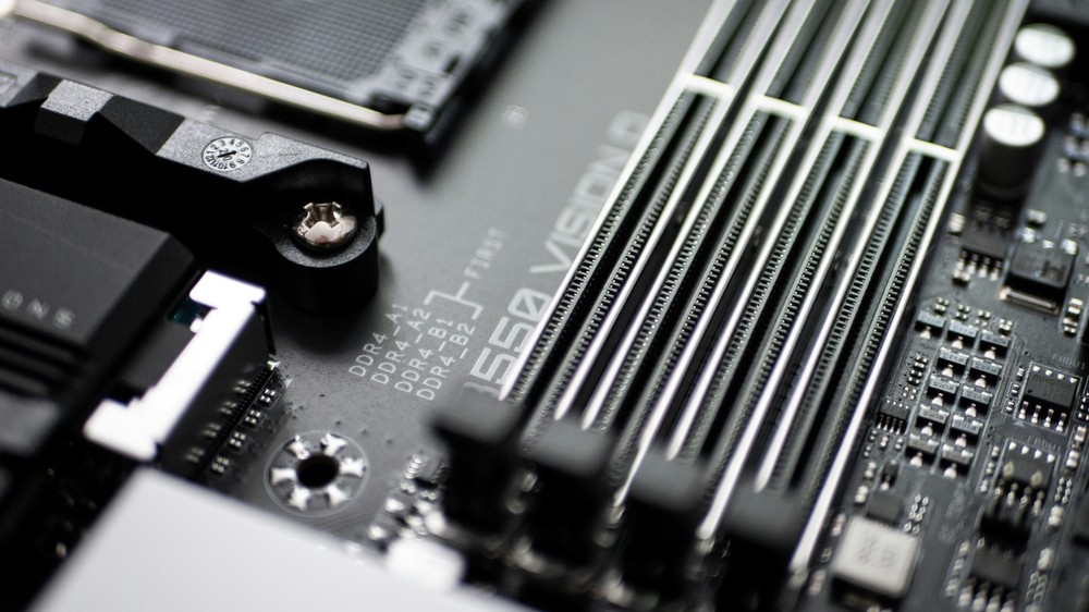 Placa-mãe ATX: 5 opções para equipar o PC com mais componentes