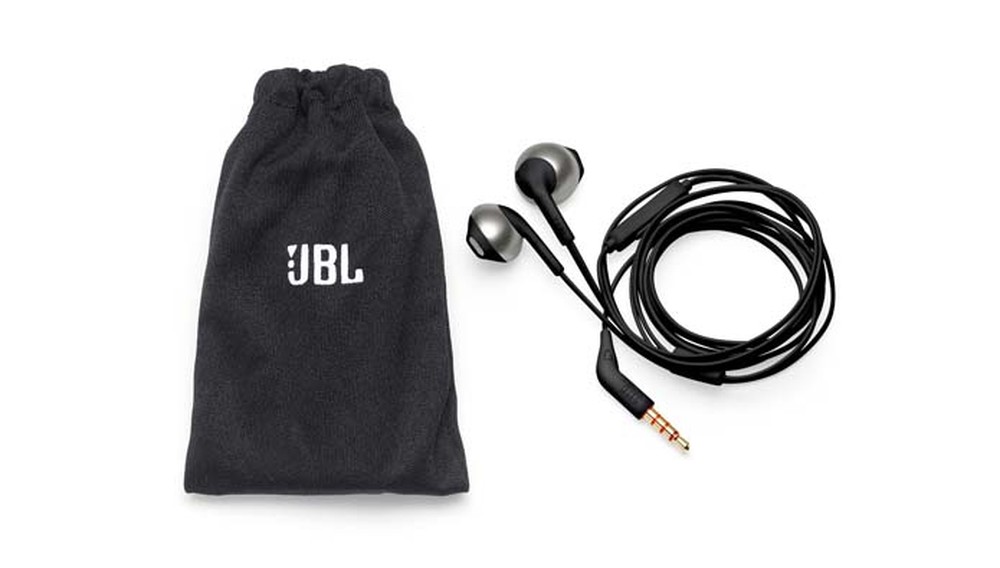 Fone de ouvido JBL T205 chega com design leve e promessa de grave potente