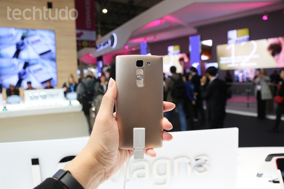 LG Prime Plus: conheça as especificações e decida se celular vale a pena