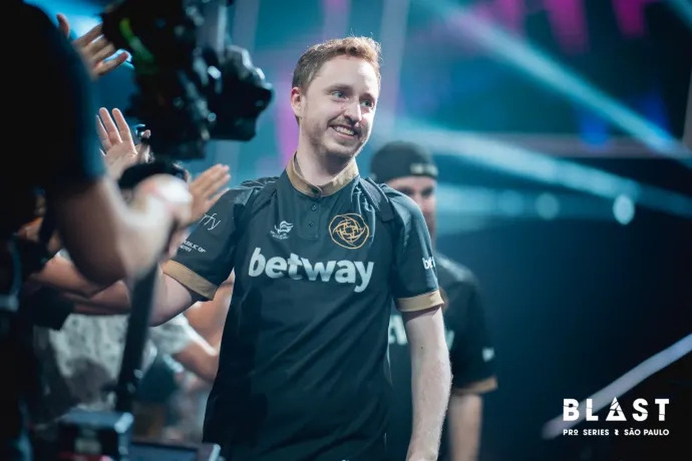 CS:GO: Get_Right fala sobre o Valorant e sugere mudança para a Valve