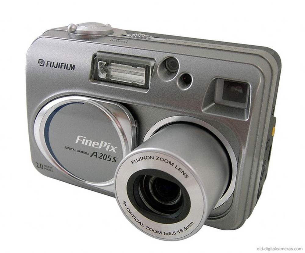 Relembre as câmeras digitais que fizeram sucesso no início dos anos 2000