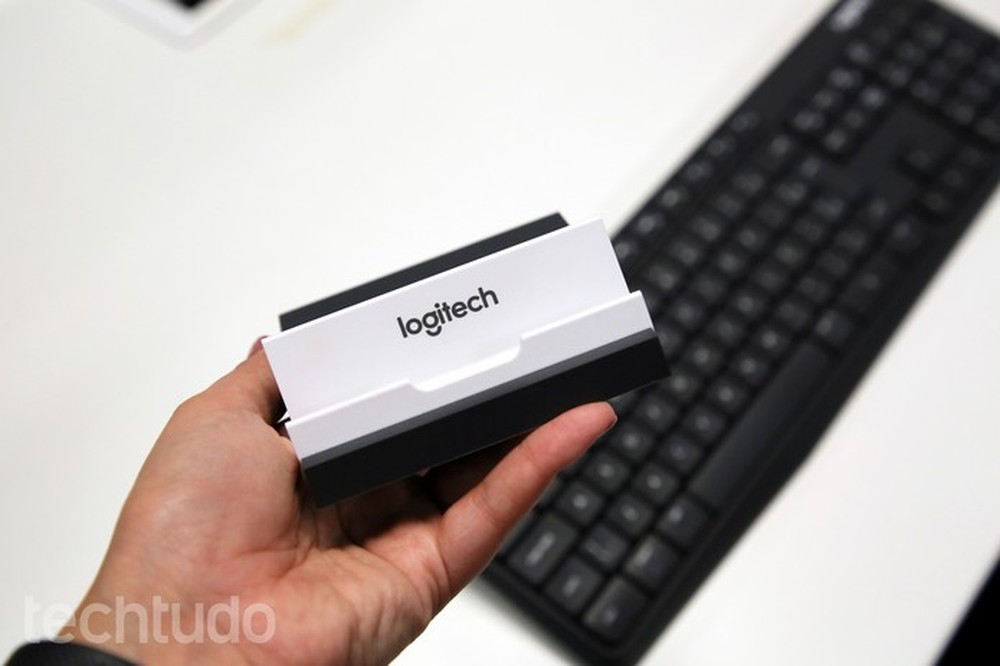 Review Logitech K375s