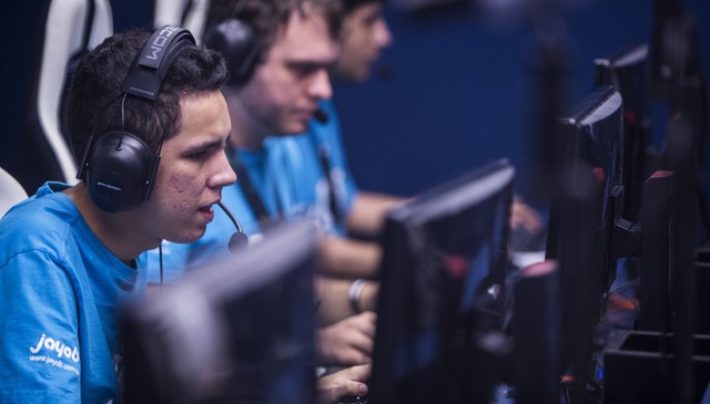 Cinco curiosidades sobre yeTz, jogador de LoL e streamer da Cube TV