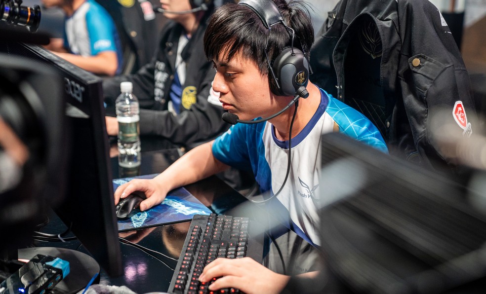 MSI 2018: Flash Wolves vence e dispara na liderança do mundialito de LoL