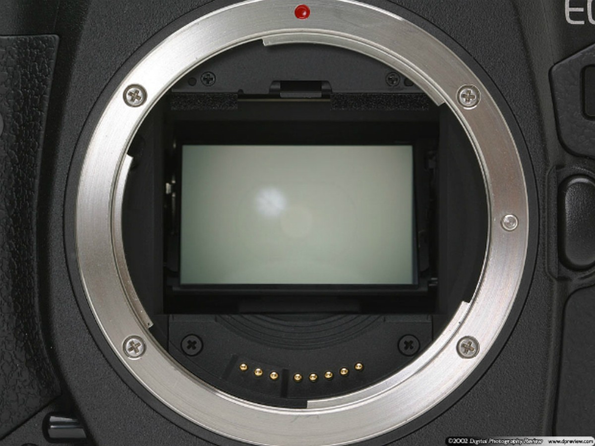 Para que serve o sensor em câmeras digitais?