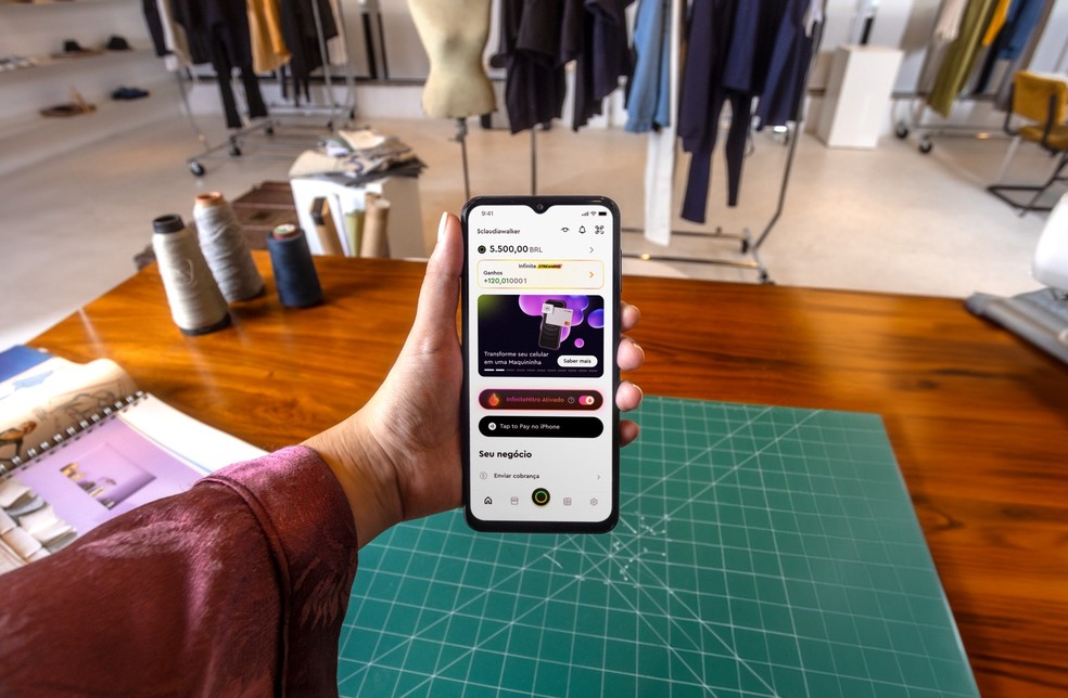 InfinitePay reduz taxas em até 50% com auxílio de inteligência artificial