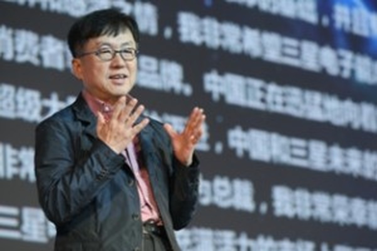 Executivo da Samsung revela que Galaxy S III pode ser lançado em abril