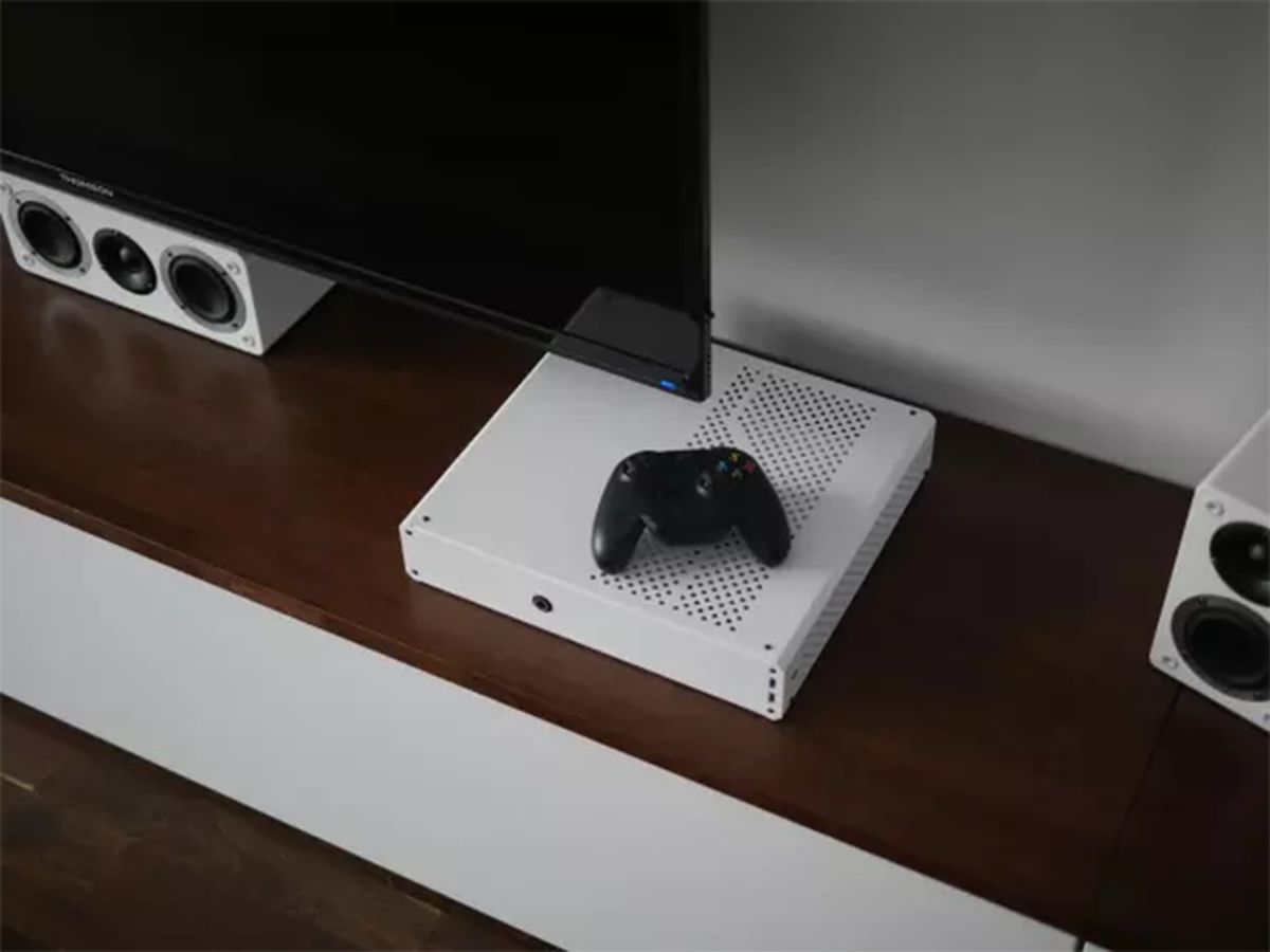 Case para PCs poderosos tem o mesmo tamanho de um Xbox One