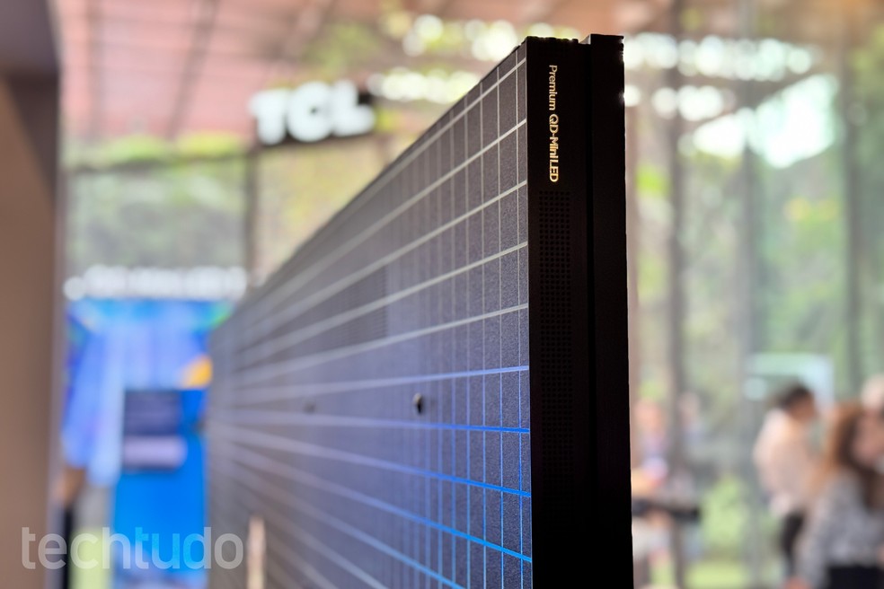 TCL lança 'maior TV do Brasil' com 115 polegadas; veja detalhes