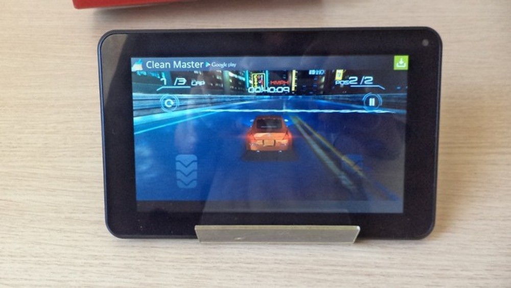 Review Tablet 7 Quad-Core Speedy