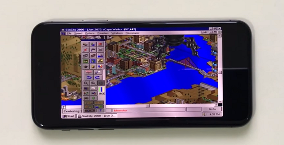 iPhone X roda Windows 95 e até SimCity de 1993