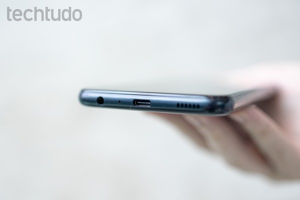 O que é e como funciona a depuração USB