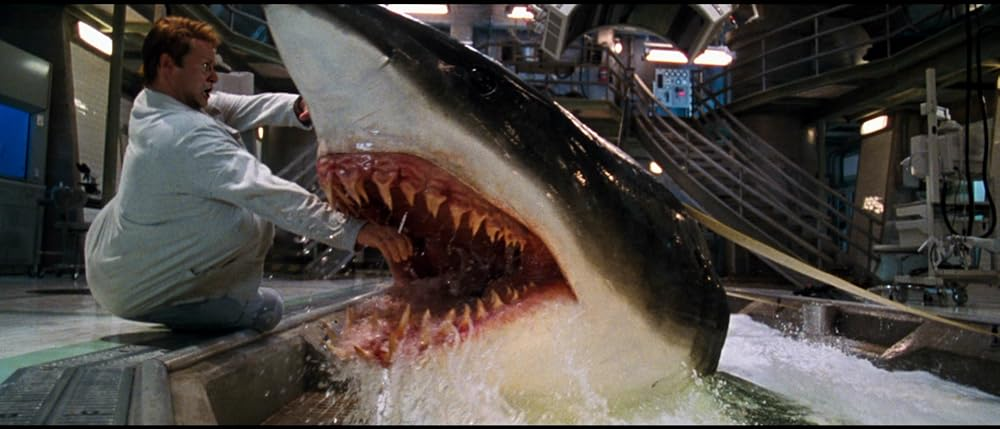 Os 12 melhores filmes de tubarão segundo a crítica (e os 5 piores também)