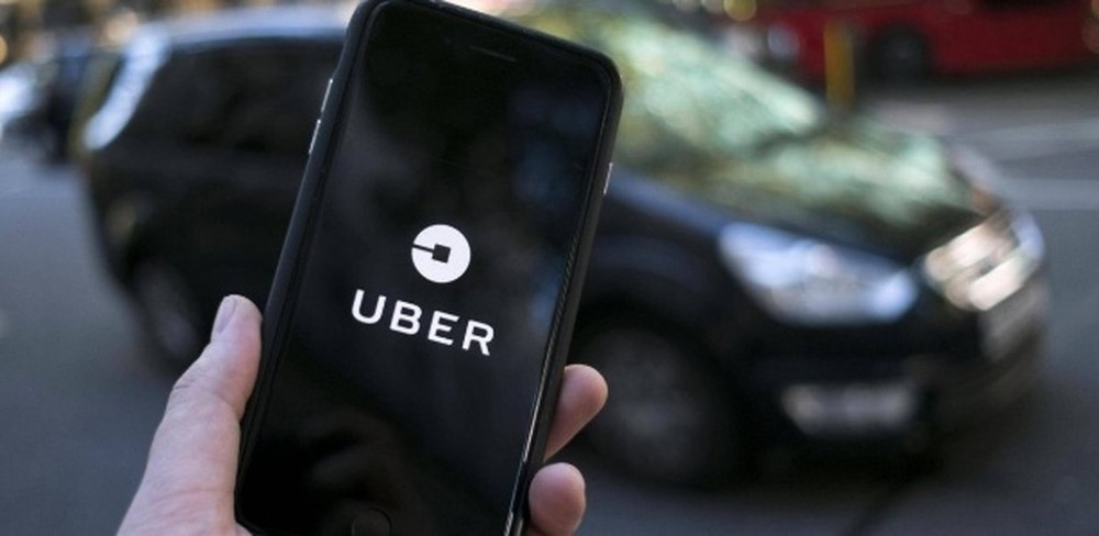 Uber anuncia conta digital e plano de celular para parceiros