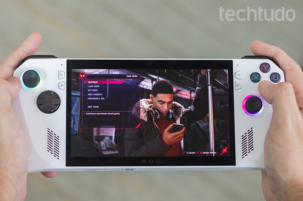 ROG Ally vale a pena? Console portátil tem poderio (e preço) de PC gamer