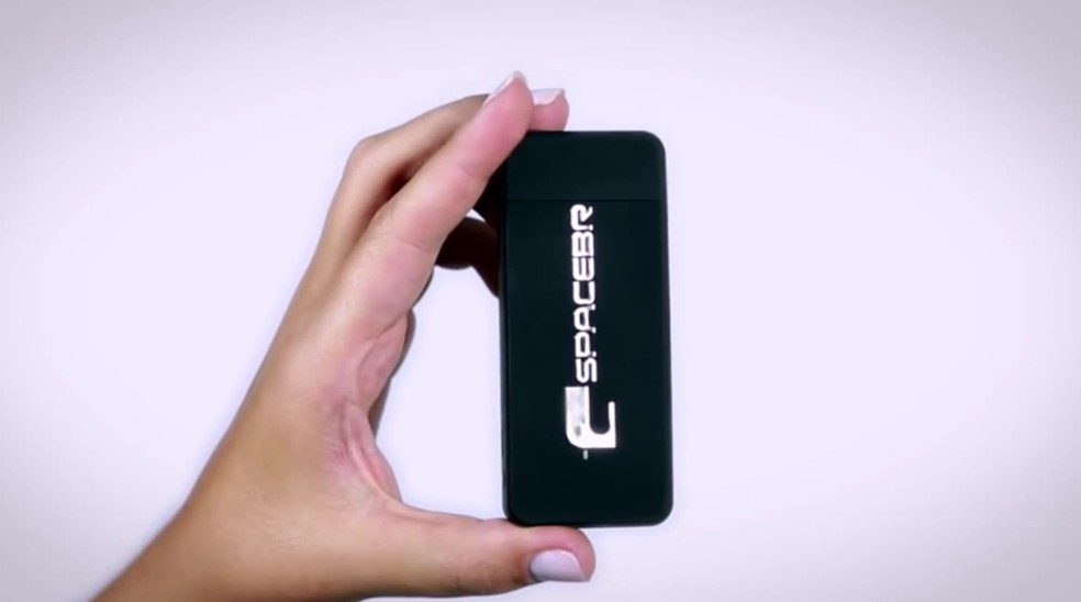 Space Born: descubra se vale a pena comprar o PC de bolso