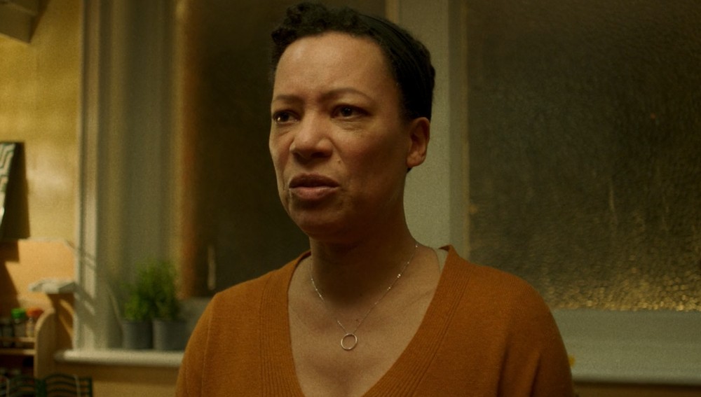 Bebê Rena: conheça elenco e personagens da série perturbadora da Netflix