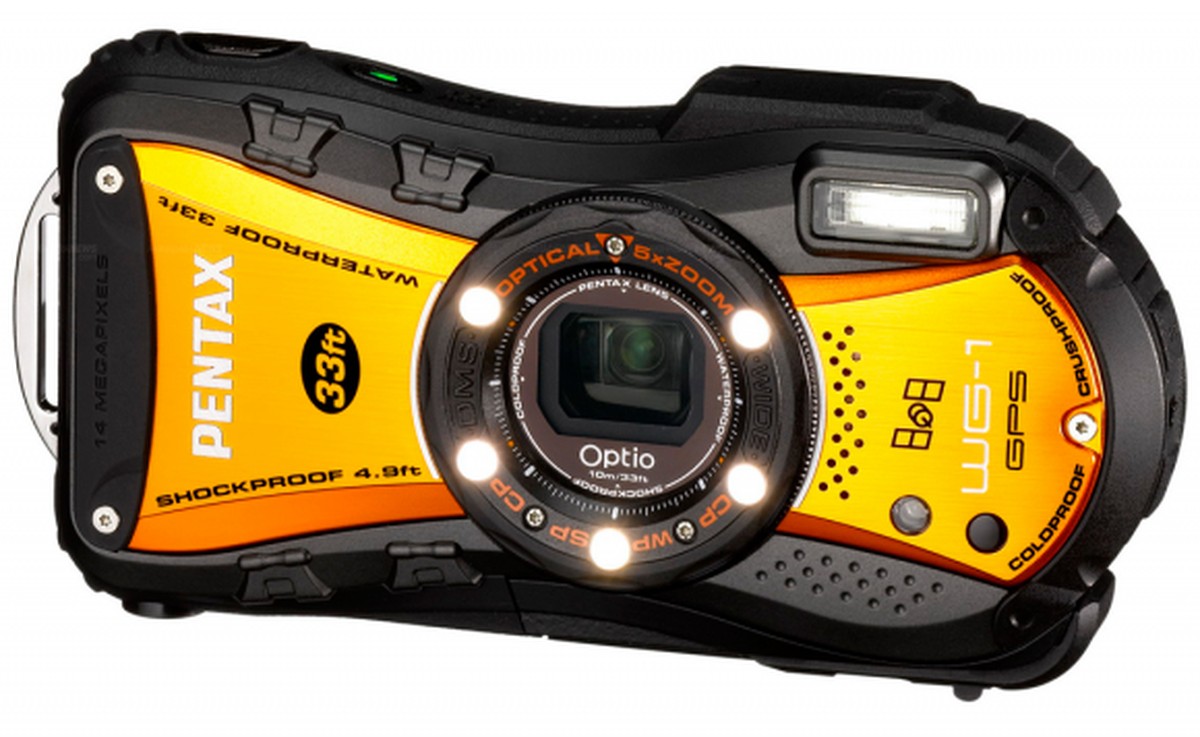Pentax lança nova linha de câmeras com GPS e opções de cores