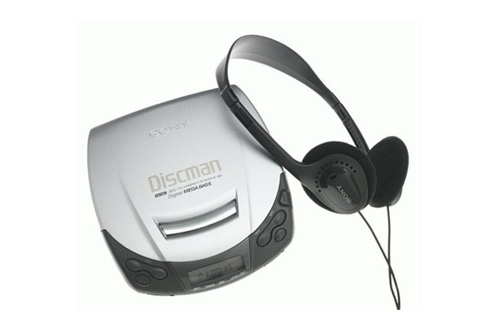 Dez curiosidades sobre os discmans, aparelho de música febre nos anos 90
