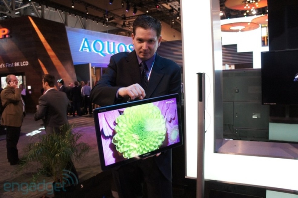 Sharp apresenta HDTVs portáteis sem fio
