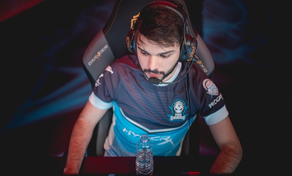 Twitch TV: 7 jogadores de LoL que dão dicas para melhorar no jogo