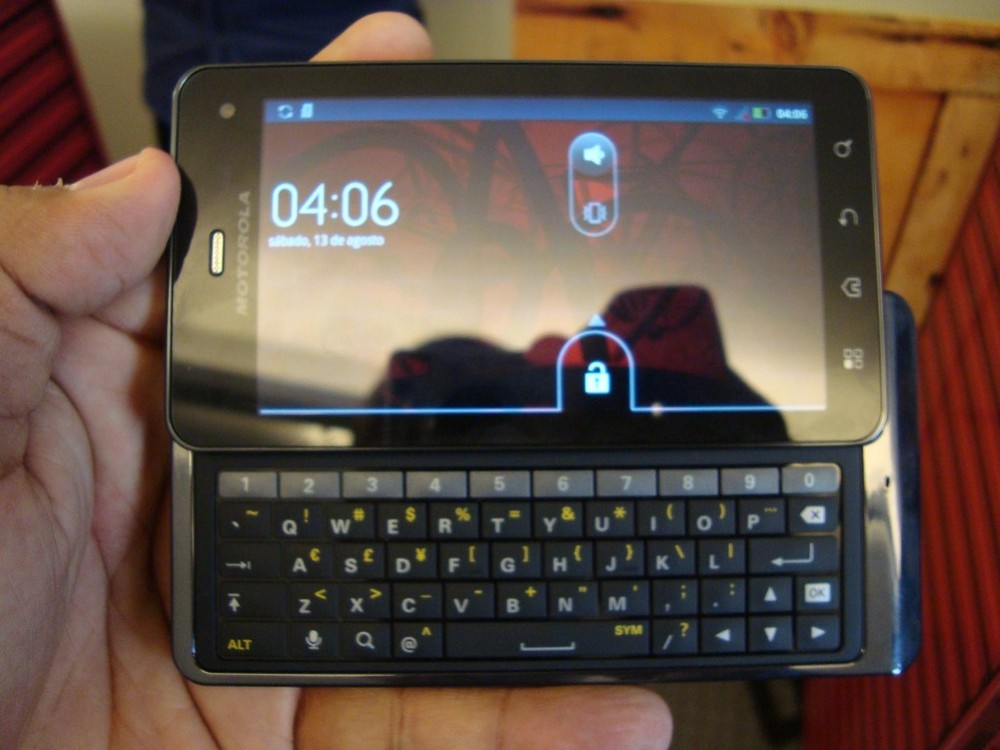 Motorola lança Milestone 3 no Brasil
