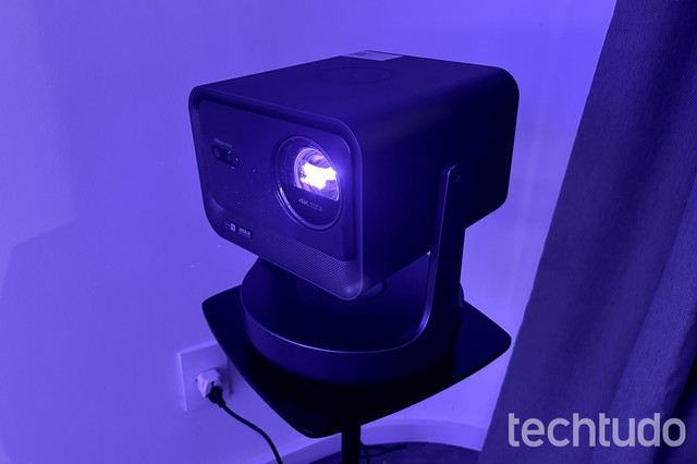 Projetor: tudo o que você precisa saber antes de comprar um