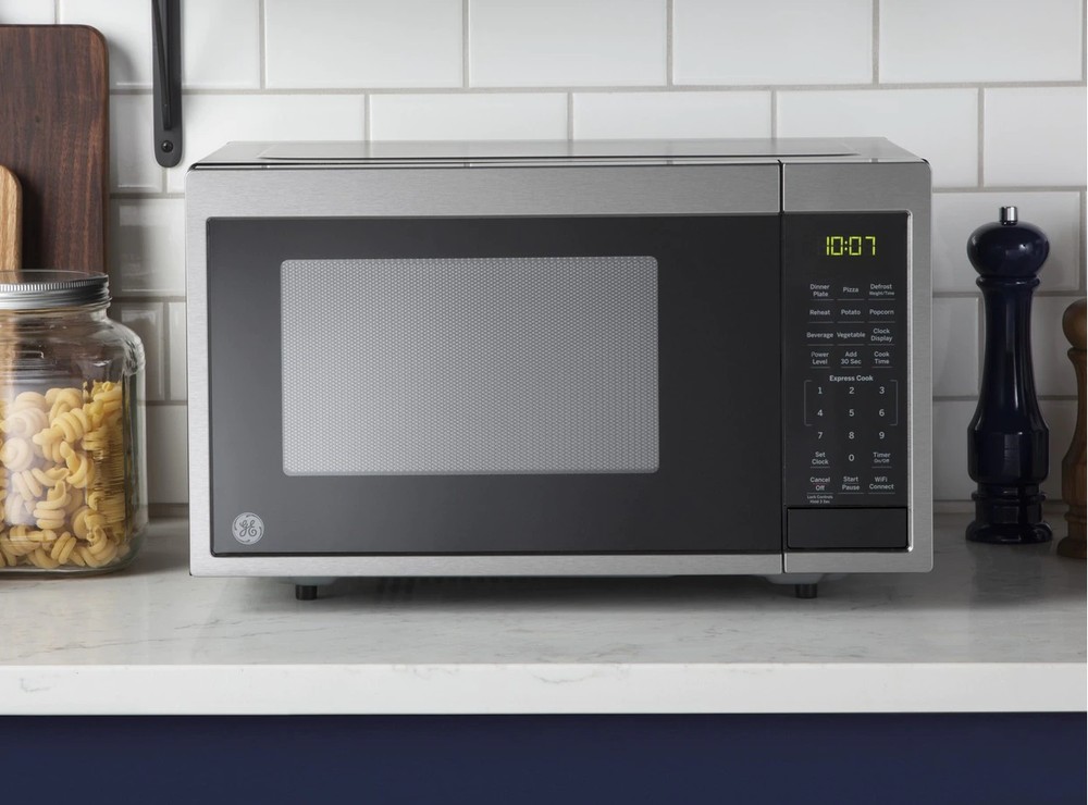 Micro-ondas smart: conheça cinco modelos inteligentes e as diferenças