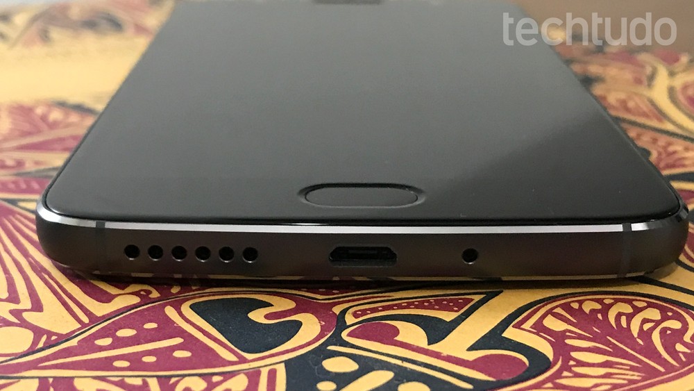 Moto G5S vs Galaxy A5 2017: compare a ficha técnica do Motorola e Samsung
