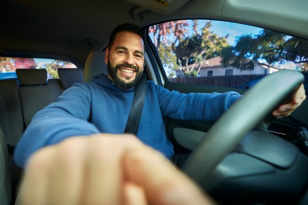 Uber vai retirar carros das categorias Comfort e Black em 2027; veja lista