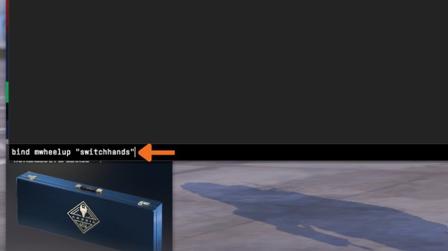 Bind para trocar de mão no CS2: veja como ativar e dicas para usar