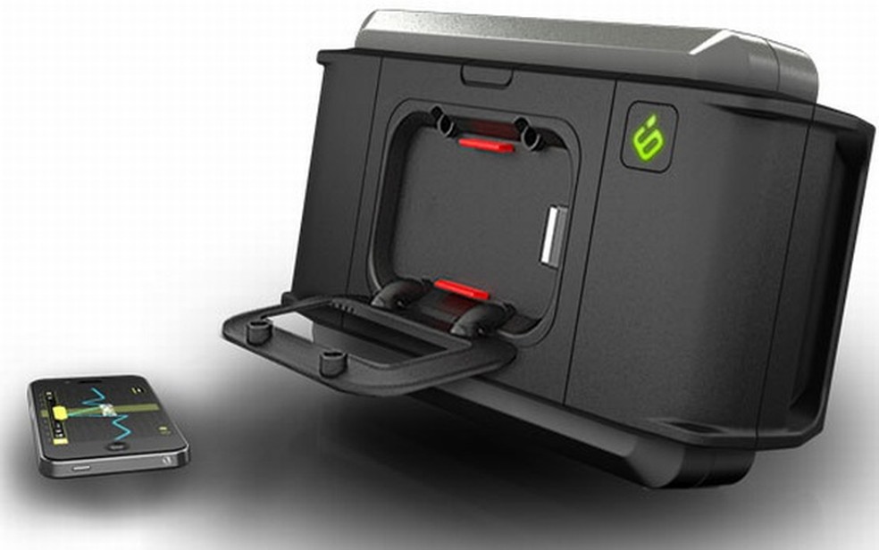 Scout Observer, um localizador de satélites com dock para iPhone