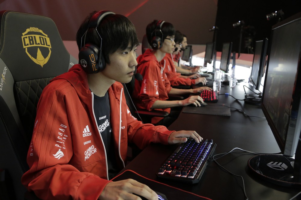LoL: Flamengo confirma saída de Jisu e anuncia novo jogador para 2019