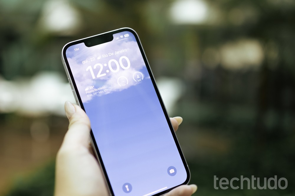 Como reiniciar ou desligar iPhone travado? Confira dicas para resolver