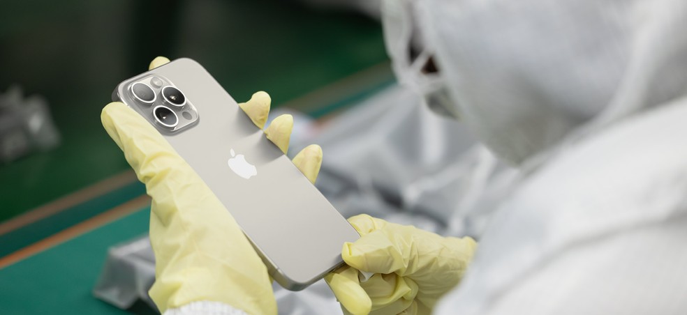 Por que a Apple encheu 5 aviões com iPhones? Entenda decisão da empresa