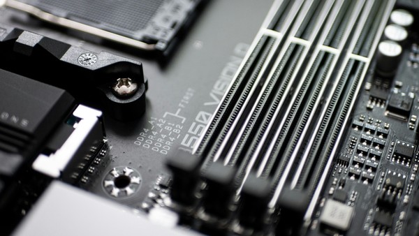 Placa-mãe ATX: 5 opções para equipar o PC com mais componentes