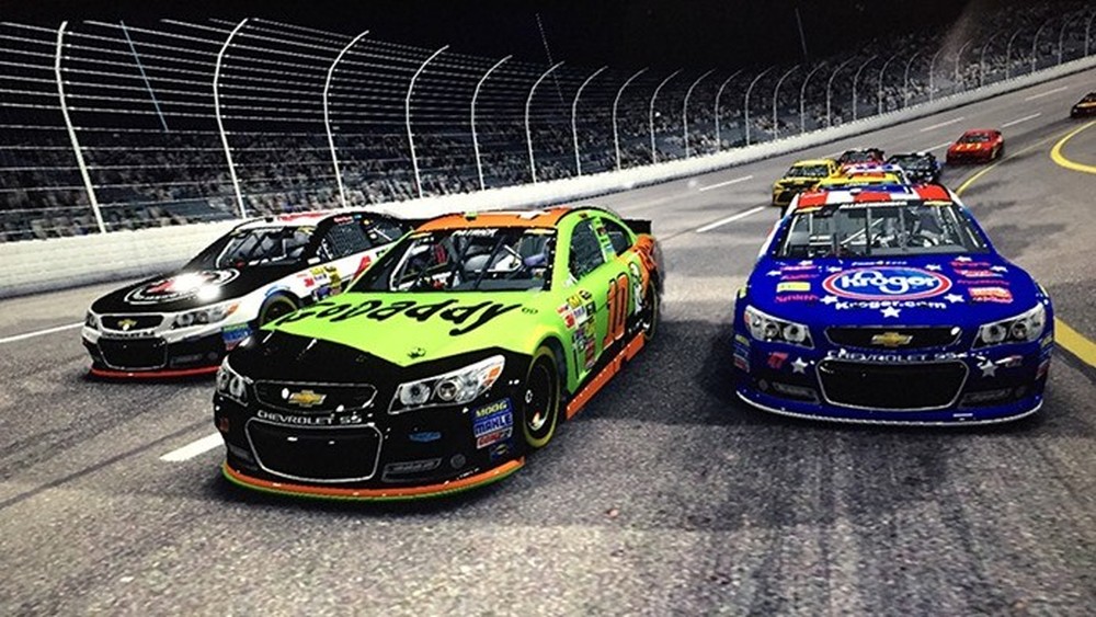 Review NASCAR 15