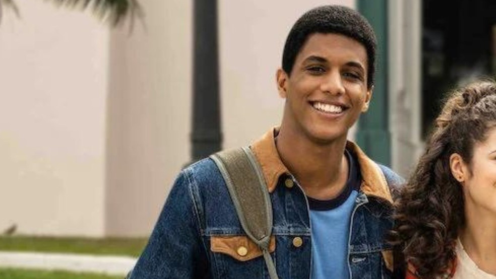 De Volta aos 15: veja elenco e personagens da série com Maisa da Netflix