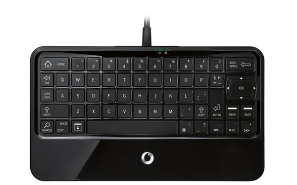 Vodafone traz acesso à internet pela TV usando apenas um teclado