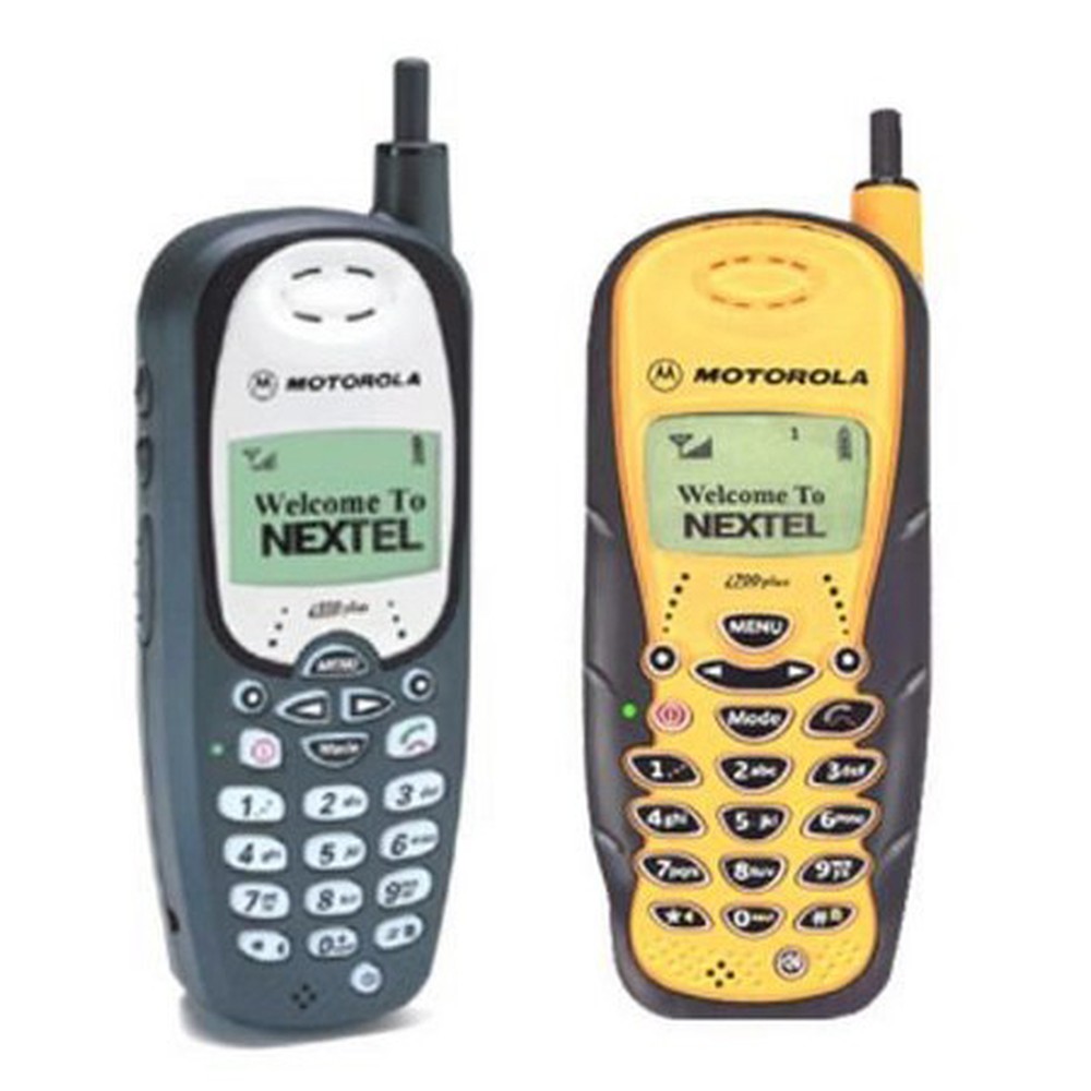Relembre 10 celulares antigos com a barulhenta função de rádio