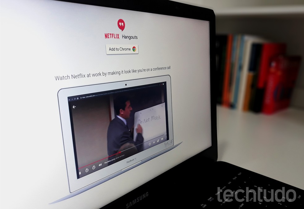 Extensão simula videoconferência para assistir à Netflix no trabalho