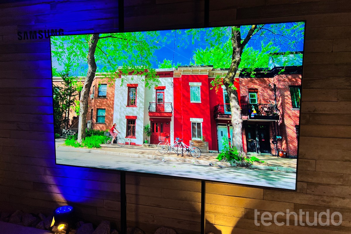 Samsung anuncia preço e detalhes de suas novas 'TVs gigantes'