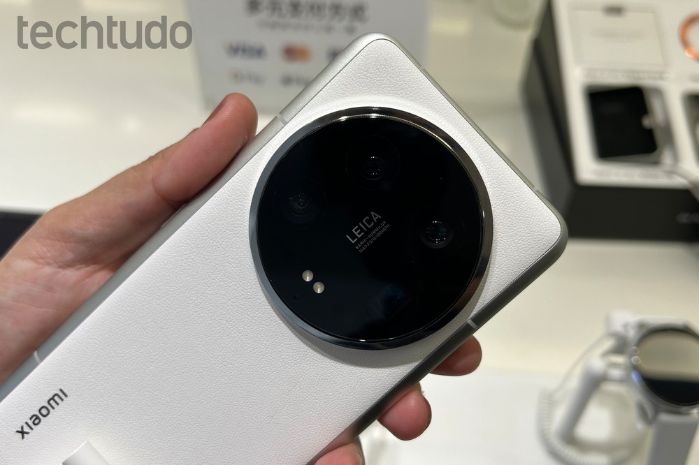 Xiaomi 14 Ultra é bom? Veja preço e ficha técnica do celular premium