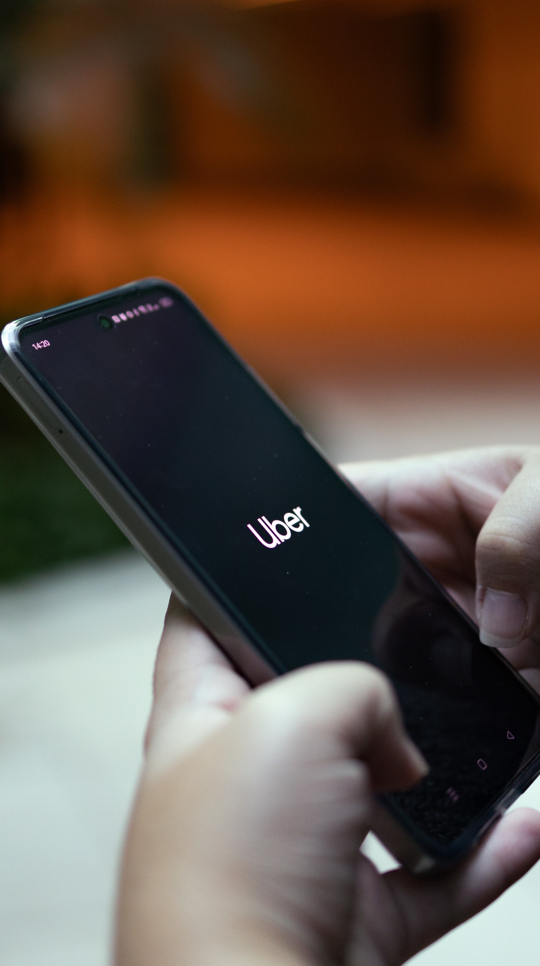 O que é Uber pending? Entenda cobrança após solicitar a corrida