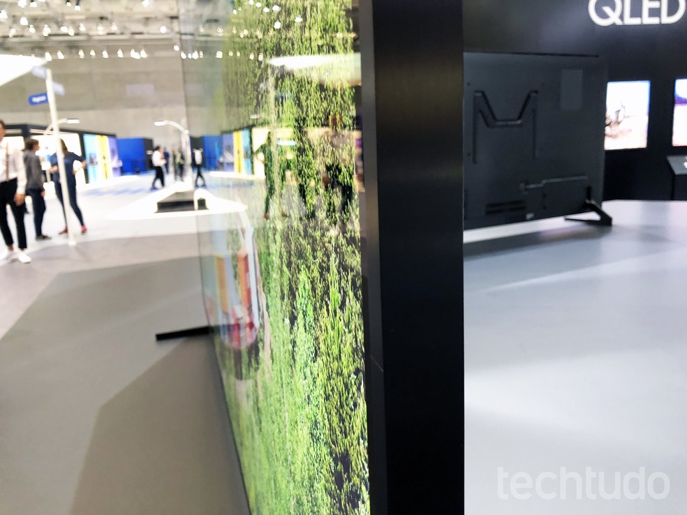 Conheça a Q900R, primeira smart TV 8K QLED da Samsung com AI Upscaling