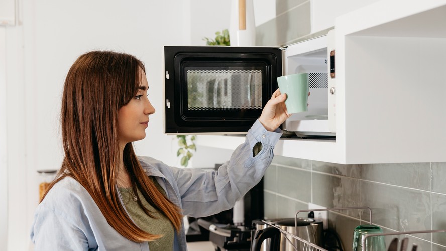 Melhor micro-ondas: veja 12 modelos para comprar em 2026
